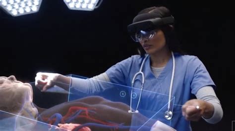 Microsoft Presented Its Augmented Reality Glasses Hololens 2