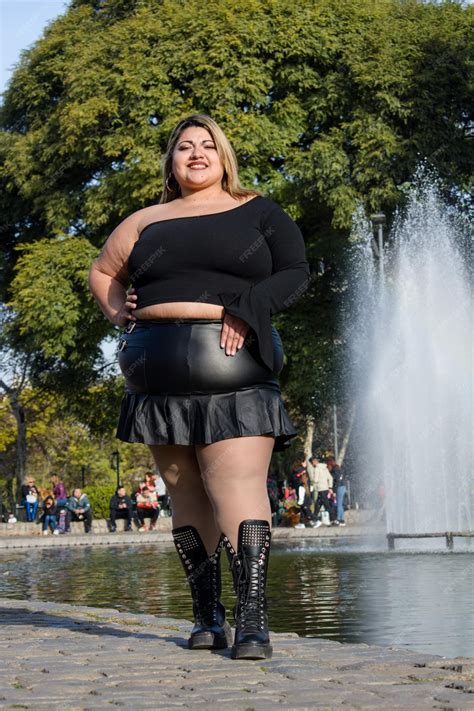 Premium Photo Vertical Image Of Plus Size Latina Woman Model In
