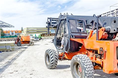 Telehandler Variable Reach Forklift Operator Training Bc Municipal Safety Association