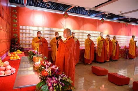玉佛禅寺启建新春祈福消灾法会愿仗千佛之光净业消灾增福添慧 搜狐大视野 搜狐新闻