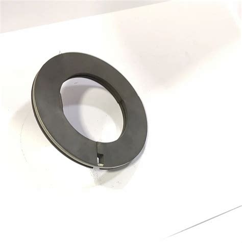 Fine Finish Carbon Graphite Split Segmented Seal Ring For Industrial