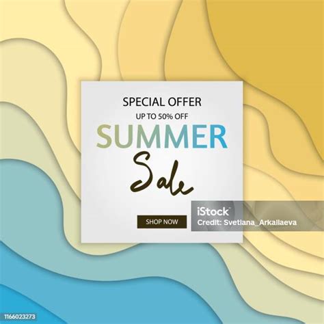 배너 전단지 포스터 또는 웹 사이트 디자인을위한 곡선 종이 파도와 해안과 푸른 바다와 해변 여름 배경에 종이 컷 프레임 여름 판매 배너 용지 컷 스타일 벡터 일러스트레이션