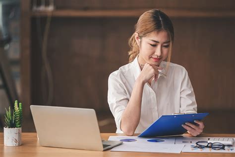 What Is A Systems Analyst And What Do They Do In 2025