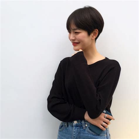 차홍아르더본점 이상미 On Instagram ️ 손질까지 편한 숏컷 💜 툴툴 털어말려 쓸어넘기기만 하세요💁🏻‍♀️ 두상에 맞는 뿌리펌 과 볼륨c컬 로