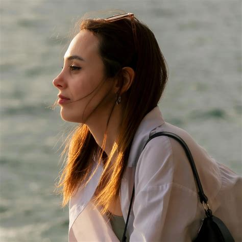 Bridget Maasland Over Overgang Wilde Auto Tegen Vangrail Zetten Linda Nl