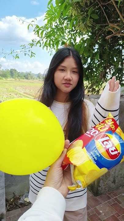 ลูกโป่ง Vs ขนม Youtube