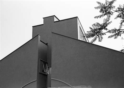 Postmodernism Vanna Venturi House By Robert Venturi