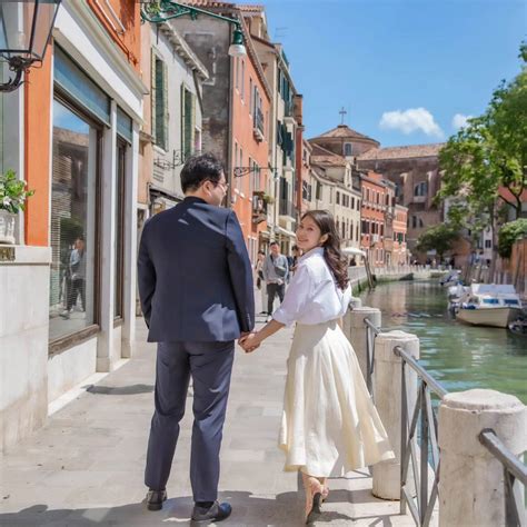 Realstyle 프라하 야경은 언제나 진리 이분들 거의 모델급 ㄷ ㄷ ㄷ 프라하스냅 카톡문의 Realsnaps 프라하스냅프라하여행커플스냅