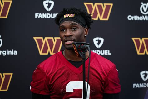 Watch Commanders Rookie Mike Sainristil Training With…