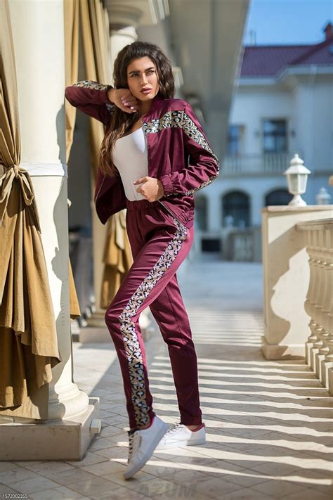 Kristina Great Van Gils Спортивний костюм жіночий Бавовна з паєтками