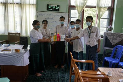 အပြည်ပြည်ဆိုင်ရာ လူငယ်များနေ့ အထိမ်းအမှတ်အဖြစ် ပြည်မြို့ အ ထ က ၄ ကျောင