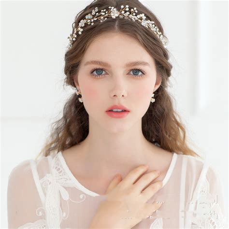 Wedding Tiara Beatriz Model Magahe® · Jewelry
