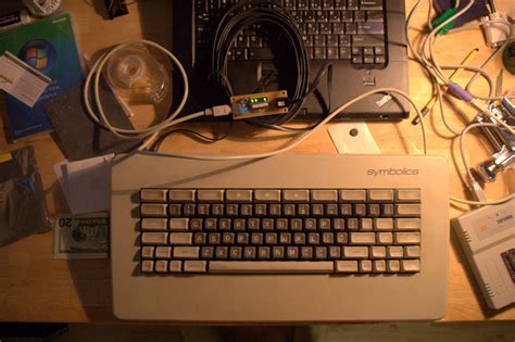 Symbolics Keyboard On PS Port Netzhansa