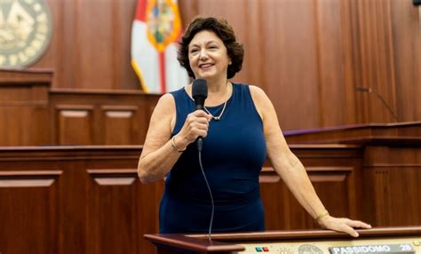 Floridas Senate President Points To A Possible Expansion Of The