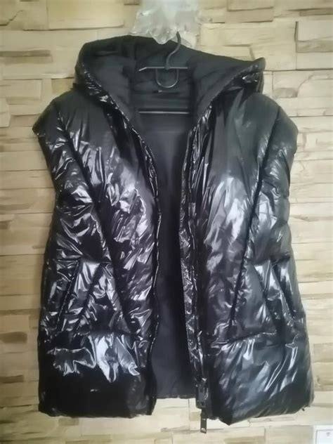 Пуховый жилет — ціна 1600 грн у каталозі Жилетки Купити жіночі речі за