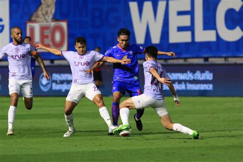 ทรูแบงค็อกเฮ3นัดติดก่อนดวลปราสาท บุกกะซวกบีจีปทุมคาบ้าน