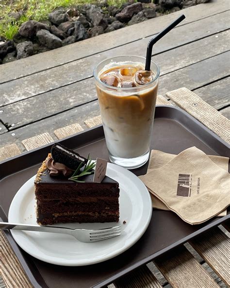 가볼텐데 제주맛집 제주도맛집 서귀포맛집 서귀포핫플 제주핫플 제주카페 제주가볼만한곳 제주카페 서연의집 건축학개론 촬영지로 유명한 서연의집은 영화 속 그 감성을