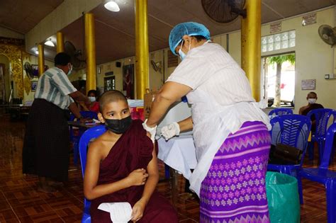 တာမွေမြို့နယ်အတွင်းရှိ ပရိယတ္တိစာသင်တိုက်များမှ ရှင်သာမဏေများအား ကိုဗစ