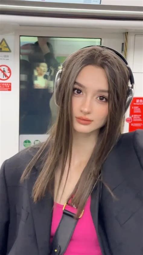 Top Nh G I Xinh Ch U U Si U P Khi N Ai C Ng M M N