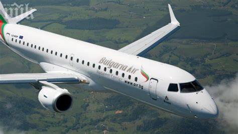 Само в ПИК Драма над София Самолетът за Амстердам със сигнал за дефект в колесника Кръжи 2