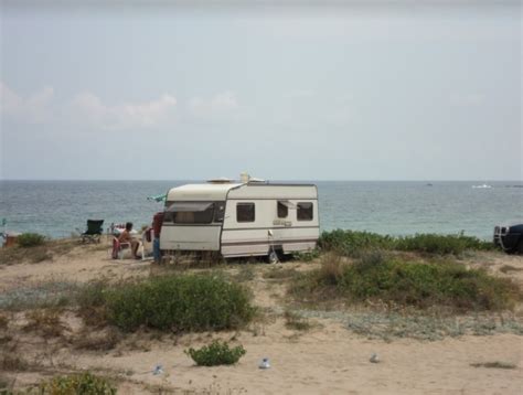 Къмпингари скочиха на служебния кабинет връщат на тъмно забраната за диво къмпингуване