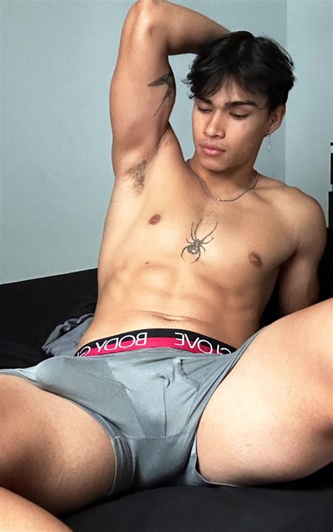 Bulging Body Glove Pic