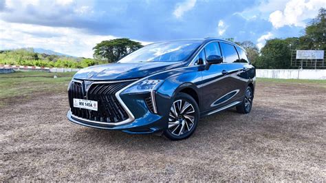 Well Priced And Feature Packed Dongfeng Forthing U Tour Luxury Reviews