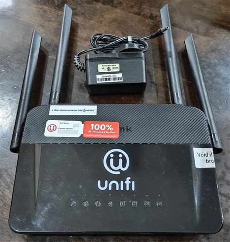 D-Link AC-1200 WiFi Gigabit Router, Computers & Tech, Parts ...