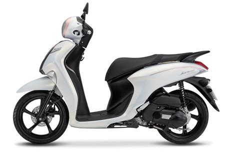 Honda Beat Gemetar Yamaha Luncurkan Motor Matic Baru Retro Harga Lebih