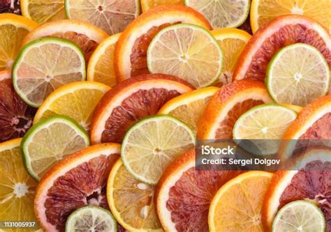 Latar Belakang Dari Irisan Jeruk Dari Berbagai Varietas Dan Jeruk Nipis
