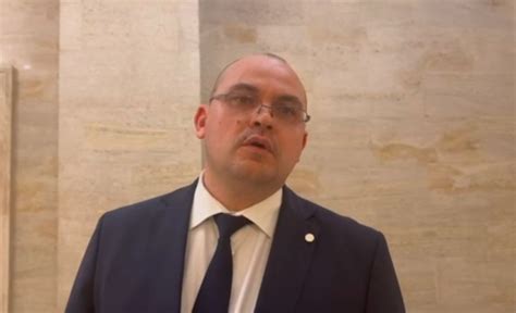 Златан Златанов от Възраждане пред ПИК Tv Комисията за Нотариуса е създадена като пропаганден