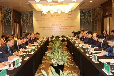 ພົບປະສອງຝ່າຍ ລະຫວ່າງ ຄະນະຜູ້ແທນຂັ້ນສູງ ສູນກາງແນວລາວສ້າງຊາດລາວ ແລະສູນກາງແນວໂຮມປະເທດຊາດຫວຽດນາມ