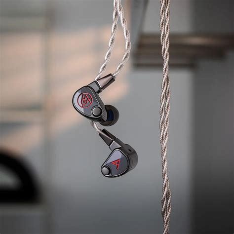 Astellandkern Xio In Ear Topo De Gama Com Tecnologia 64 Audio Hi Stands