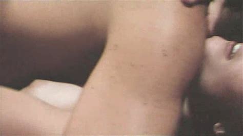 Голая Карин Гётц в Gefährlicher Sex frühreifer Mädchen Höllisch heiße Mädchen