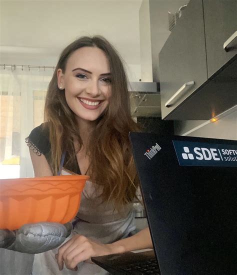 andrea hendrychová na linkedin sde java olomouc