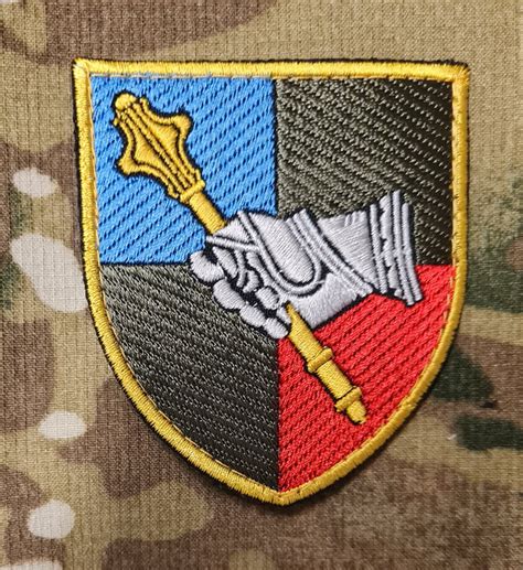 Шеврони ГШ та МО символіка сувенірна продукція Генеральний Штаб та Міністерство Оборони ЗС України