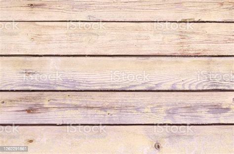 오래된 나무 패널 흰색 베이지 색 페인트를 벗겨냅니다 균열과 칩 나무 질감 클로즈업 0명에 대한 스톡 사진 및 기타 이미지 0명 거친 건설 산업 Istock