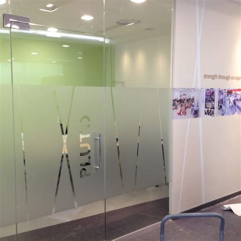 Pin By Identify Bda On Frosted Glass Office Walls Cool Office Glass Office Work Space