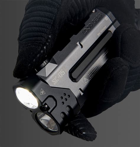 Loop Gears Multifunctional Flashlight With A Strong Sci Fi Aesthetic Core77