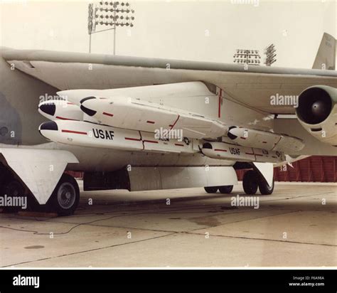A B 52g Stratofortress Bomber Equipped With Agm 86b Air Launched Cruise