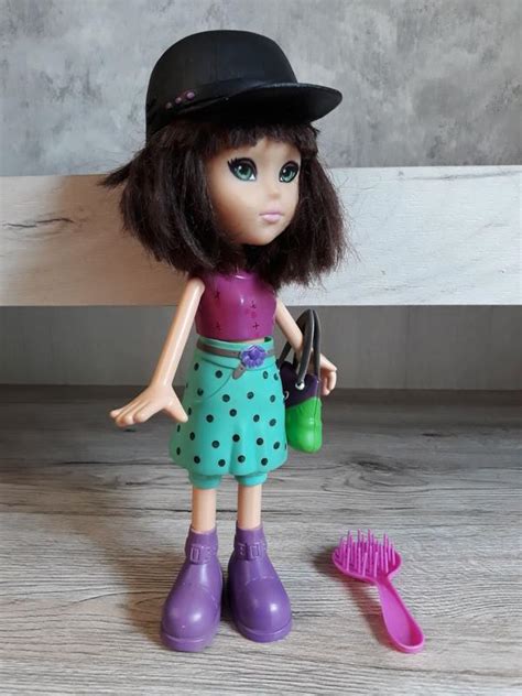 Лялька пластмасово резинова — ціна 100 грн у каталозі Ляльки Купити дитячі товари за доступною