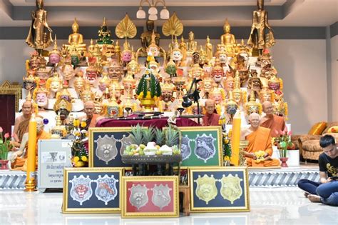 เหรียญที่จะเป หลวงพ่อไฉน วัดสังฆปรีดี อ บ้านฝาง จ ขอนแก่น Facebook