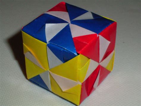 Origami Photos Sonobe Cube