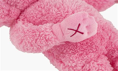 Download Kaws B F F Pink Plush Detail Wallpaper