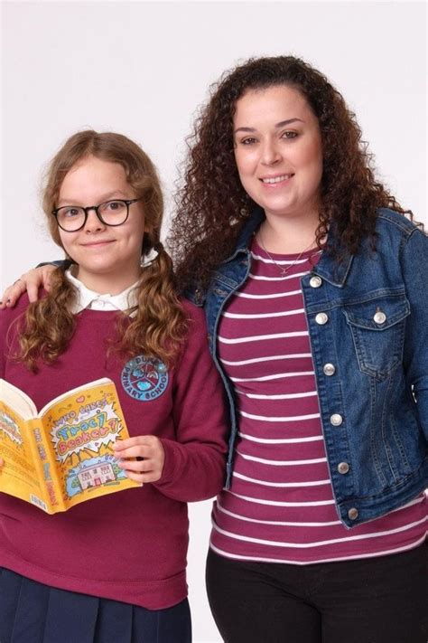 My Mum Tracy Beaker Cbbc Release Date In 2022 Tracy Beaker Tracy Tracy Beaker Returns