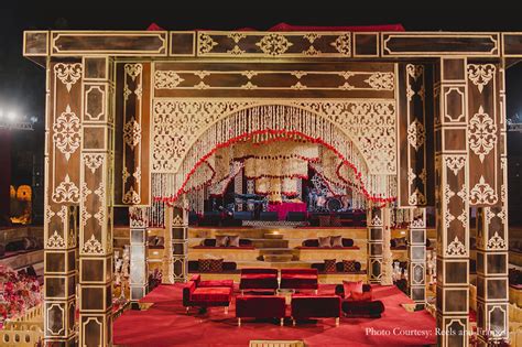 harnoor gauba goel and jatin goel suryagarh jaisalmer weddingsutra