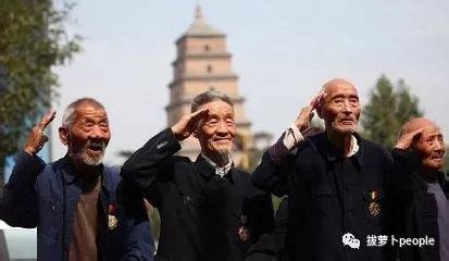 死也要回大陆 30年前上万台军老兵排队回家