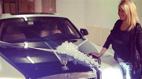 Wanda Nara Flirta Con Payero Il Clone Di Icardi Pi Giovane Di Lei Di Anni Separazione Da