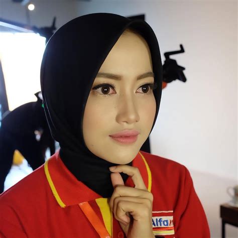 Kasir Alfamart Cantik