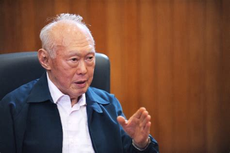 英解密档案揭 李光耀曾提议港政要 20万人集体威胁移民 阻京干预 南洋视界